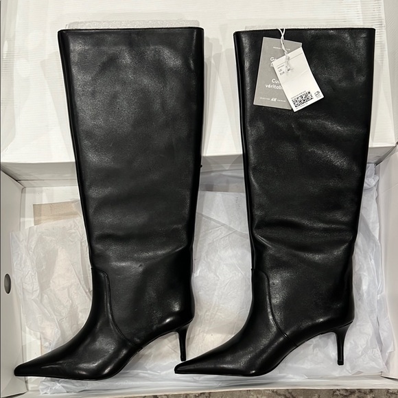 H&M | Shoes | Hm Black Kneehigh Heeled Boots With Sleek Design | Poshmark